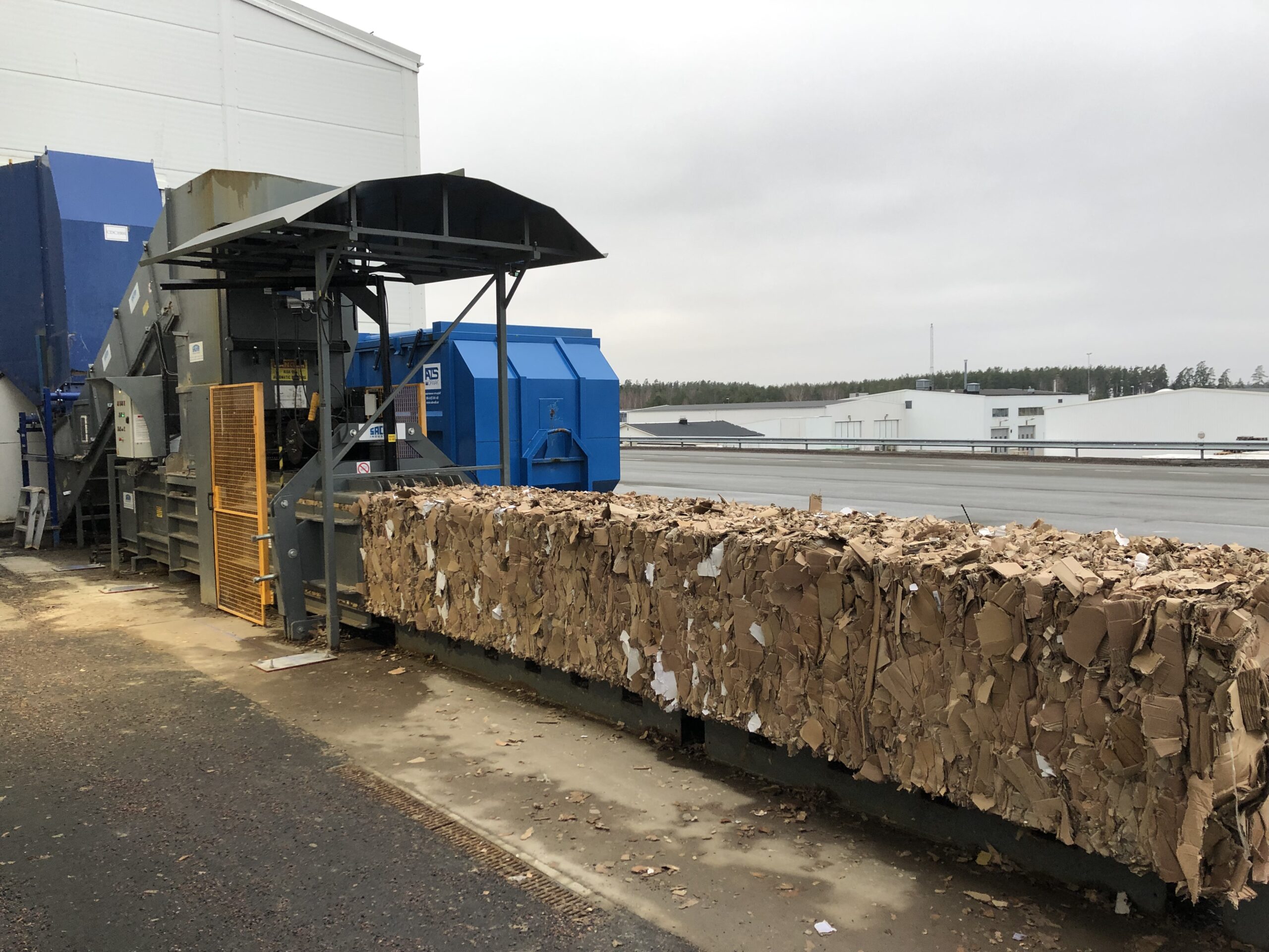 TIME FOR A NEW WASTE SOLUTION? WHY CHOOSE A HORIZONTAL BALER? - Orwak