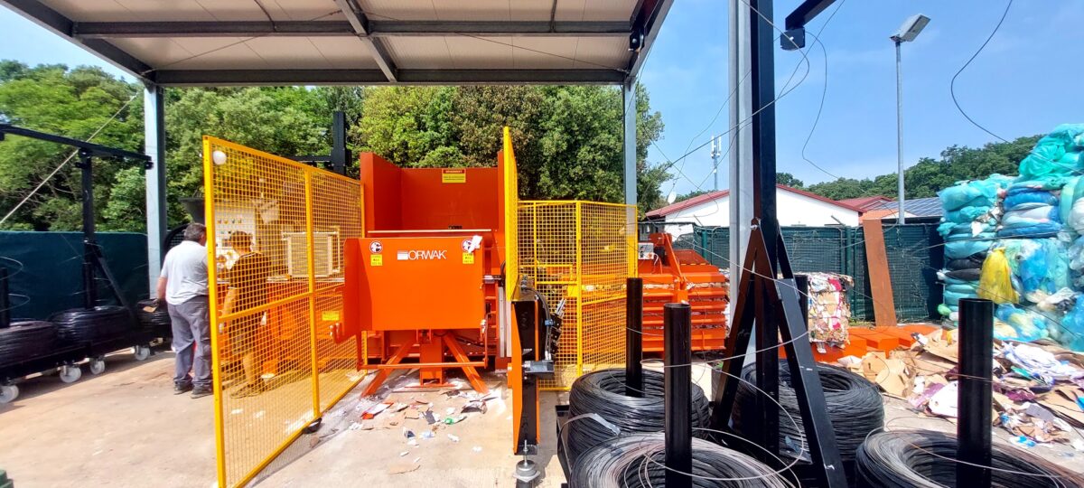 Fully automated horizontal balers do the job for you - Orwak
