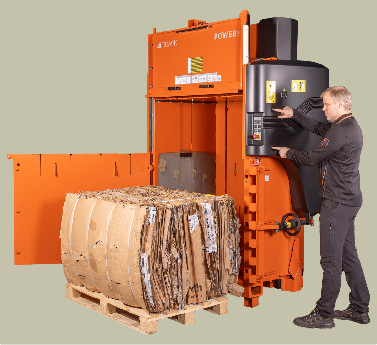 ORWAK POWER 3420_with bale_img1_gray background_LR - Orwak